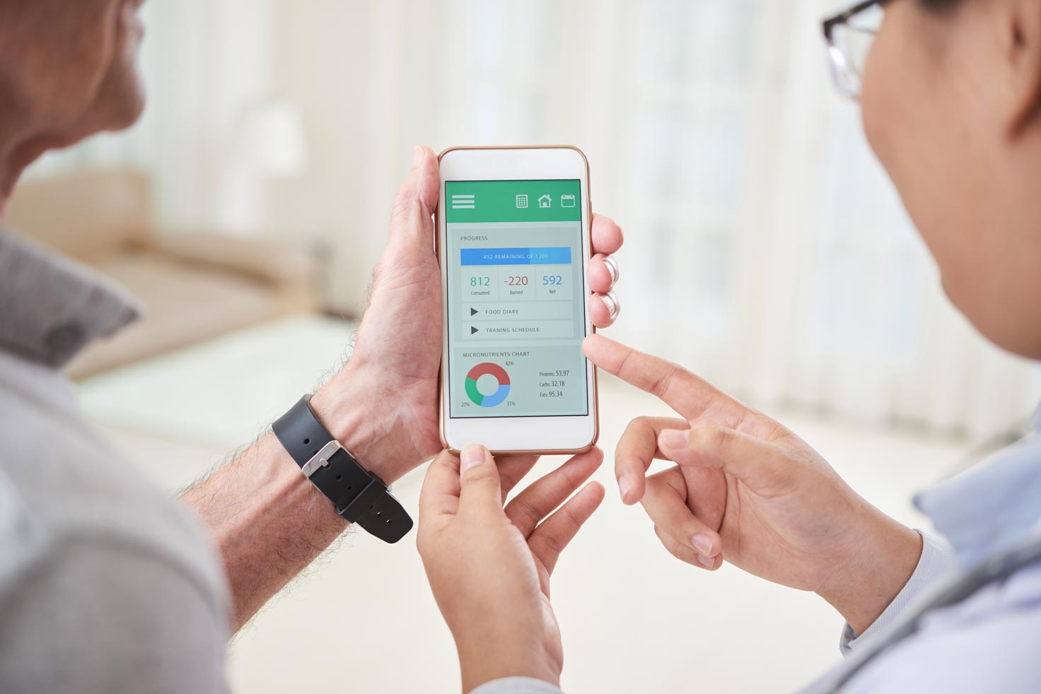 Empowering older adults: Wearable tech made easier with personalized support - Medical Update Online